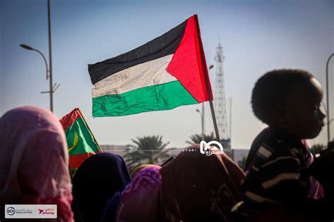 نواكشوط وقفة ليلية أمام السفارة الأمريكية رفضا لدعمها جرائم الاحتلال