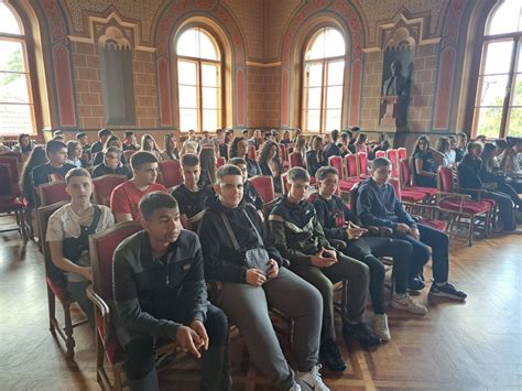 ОШ Јован Јовановић ОШ Јован Јовановић Змај Крушевац