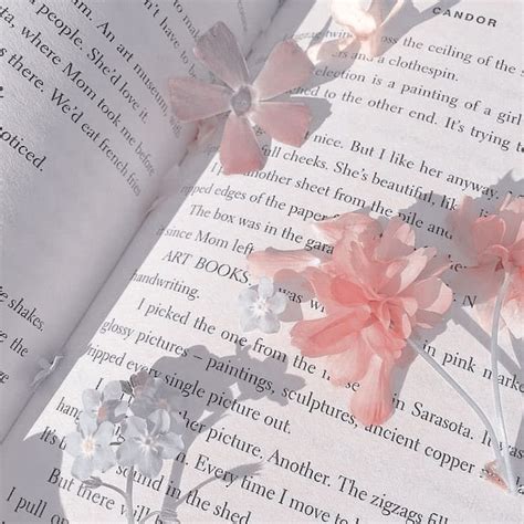 普遍的に₁ 분홍색 배경 핑크색 반짝이 꽃 그래픽 디자인