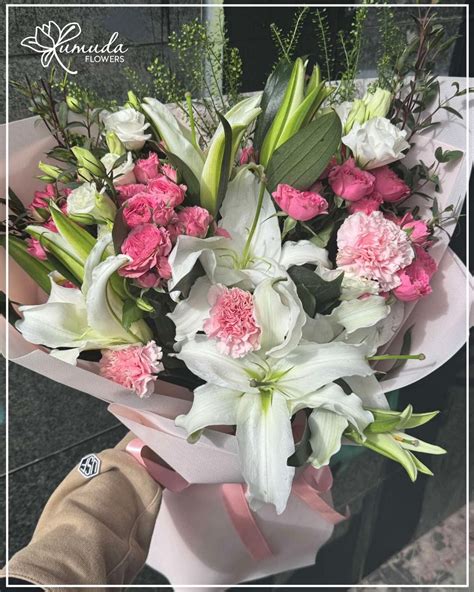 Kumuda 💐 Энэхүү баглаа нь 115 000₮ 💕 💕Хайртай дотны хүндээ гэнэтийн бэлэг барихад тун