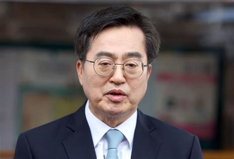 김동연 “피의자 김건희 여사가 오히려 검찰 소환특검 ‘외길”