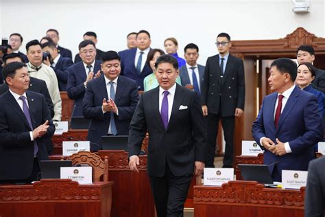 Ерөнхийлөгч ес дэх удаагийн сонгуулиар байгуулагдсан УИХ ын анхдугаар чуулганыг нээж үг хэллээ