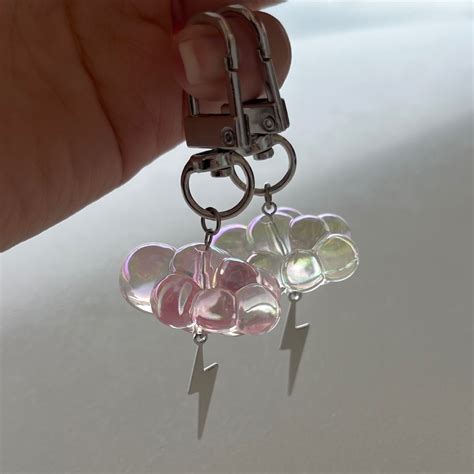 1 1할인 구름 부적 키링 폰고리 에이블리