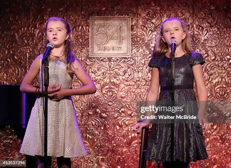 Milly Abigail Shapiro Photos Et Images De Collection Getty Images