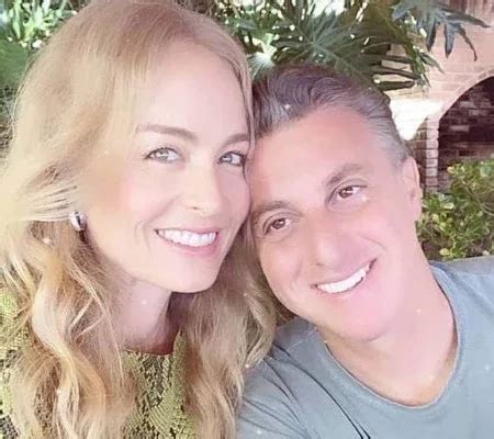 Veja As Celebridades Que J Deram Detalhes De Sexo Com Outros Famosos