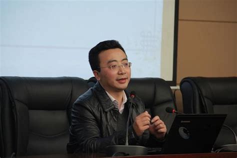 重庆工商大学殷俊教授应邀来我院讲学 四川文理学院文学与传播学院