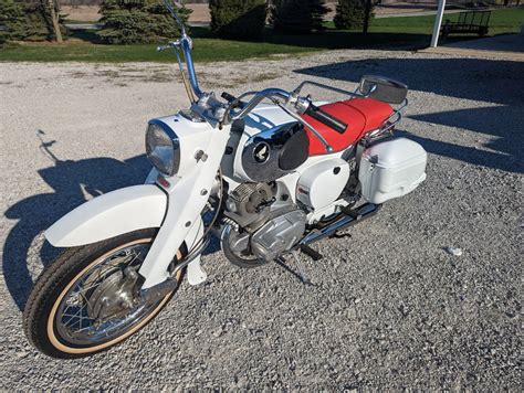 Lot D25 087 1969 Honda 305 Dream Motorcycle Premier Auction Group
