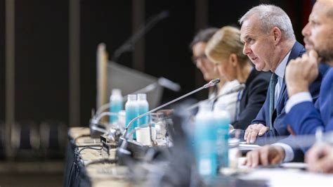 Країни НАТО можуть і готові збивати російські ракети і дрони що порушують їхній повітряний