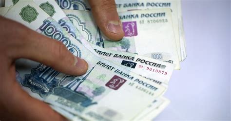 La Caída Del Rublo La Moneda Rusa Tocó Mínimos Históricos Y Ya Vale