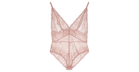 Sexy Lingerie For Your Body Type