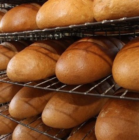 Това ядат децата ни Ето какво намери жена в хляба Снимки За Жената