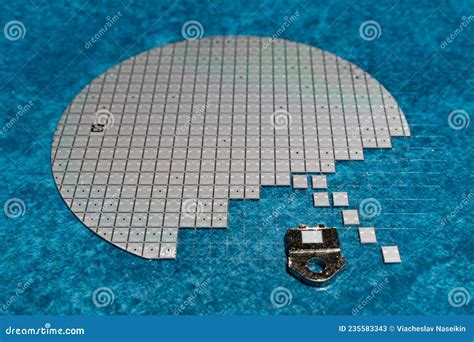 The Chip Of A High Power Transistor According To The Darlington Scheme On A Divided Silicon