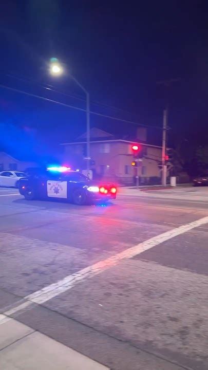 Chp Charger Responding Code 3 Yelp Youtube