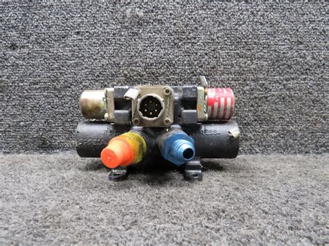 Av14k1189 General Controls Three Position Hydraulic Directional Control