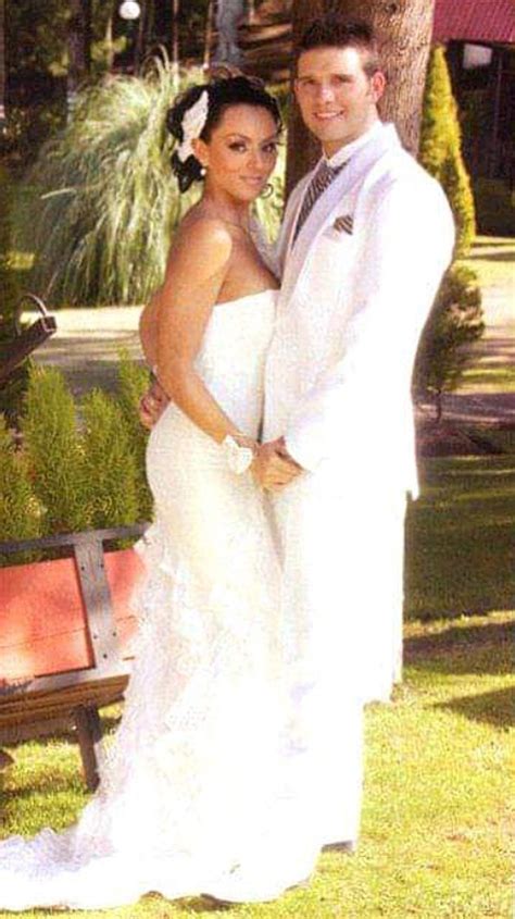 Pin By Maria Jaime On Ivonne Montero Wedding Dress Wedding Fashion