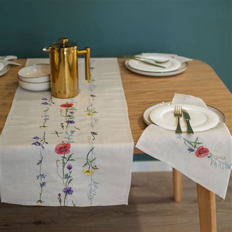 Серветка Польові квіти р 0 40 0 40 купити в Україні та Києві Інтернет магазин одягу Едельвіка