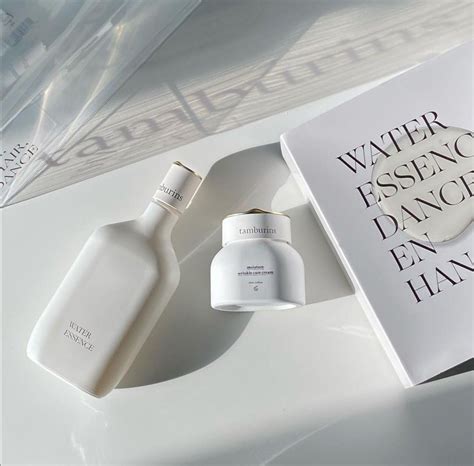 ʕℙʔ♡ 신 링 Cosmetics Photography Skincare Packaging Makeup Cosmetics