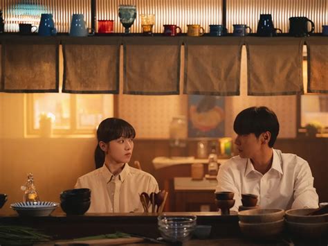 Drama Korea Lee Sung Kyung Yang Enggak Kalah Seru Dari Dr Romantic Season