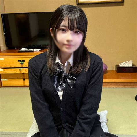 FC2 PPV 4552076 顔出しあの大人気ちゃんとお泊まり旅行で大胆中出しえっち JavHD