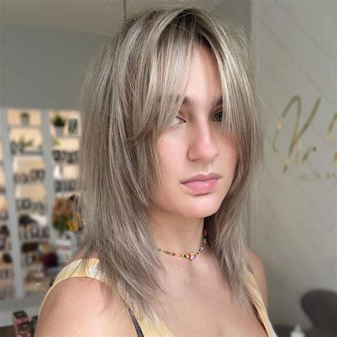 34 Stylish Short Shag With Bangs Ideas To Nail That Rock N Roll Edge