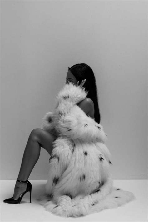 Pin By Zaiden Griffin On Outfit Ideas Photography Poses Fun