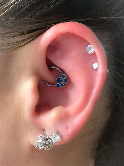 Pin By Freja Madsen On Piercing 2 0 Daith Piercing Ear Cuff Piercings