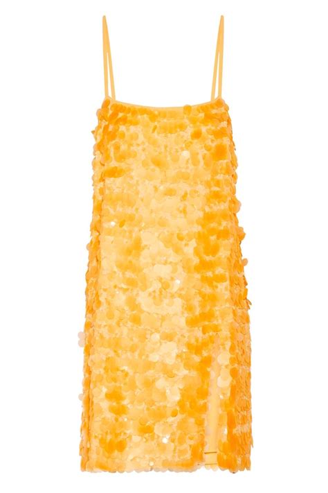 როგორ უნდა ჩაიცვათ საახალწლო წვეულებაზე კოქტეილის კაბები 2018 წლის ახალი წლის ღამისთვის