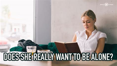 Tactics Tuesdays How To Approach Girls Who Are Eating Alone Girls Chase