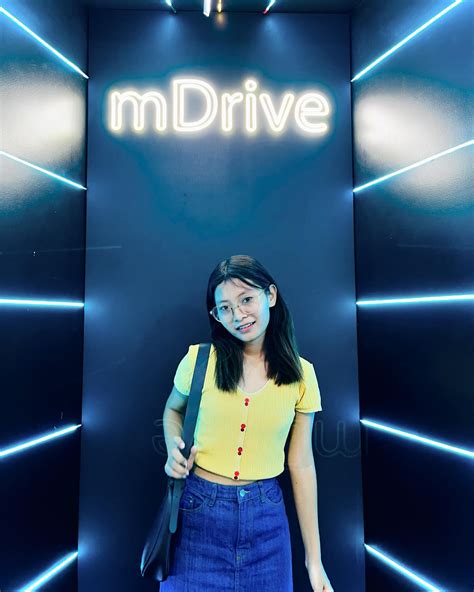 Hlaing Phue Myat Mariephue • Instagram Photos And Videos