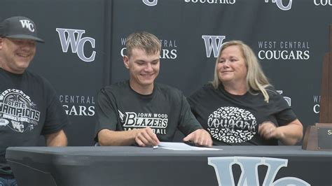 From Bluffs To Blazer Khqa Poy Zack Evans Joins John Wood Basketball