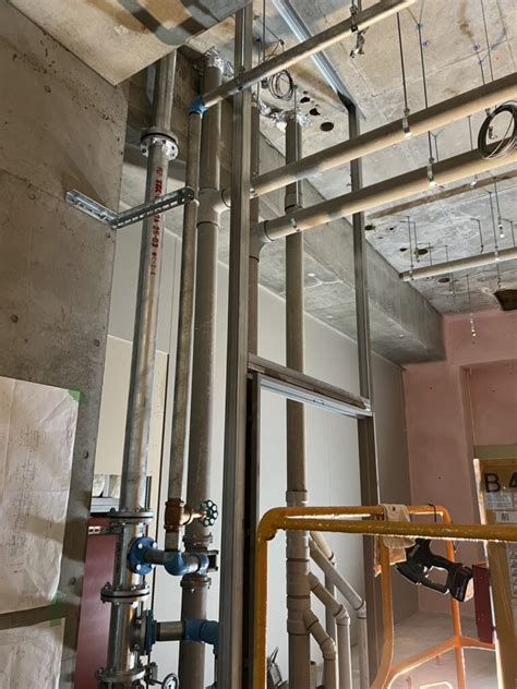 某学校新築工事 衛生配管施工中