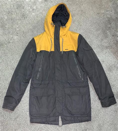 Зимова куртка — ціна 900 грн у каталозі Куртки Купити чоловічі речі за доступною ціною на Шафі