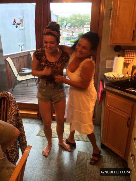 Lauren Lavera Feet Aznudefeet