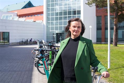 Expert In Hybrid Threats And Security Policy Hanna Smith Appointed As Professor Of Practice At
