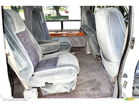 Gray Interior 1996 Gmc Safari Conversion Van Photo 66682955