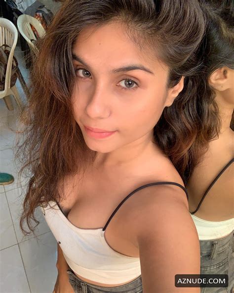 Taniya Chatterjee Hot Sexy Pics Collection Aznude