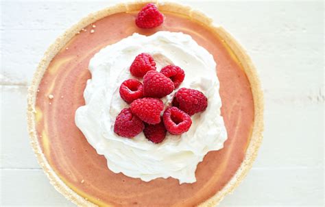 Raspberry Key Lime Tart With Mascarpone In Shortbread Crust Raspberry Key Lime Tart With Mascarpone In Shortbread Crust