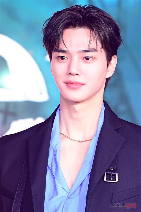 송강 얼굴에 꽉 찬 잘생김