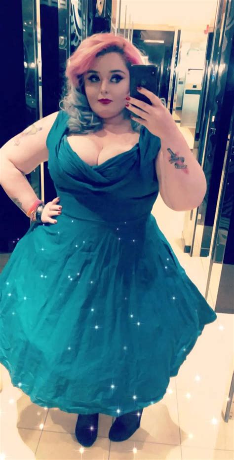 Took The Girls Out For A Fancy Dinner Scrolller