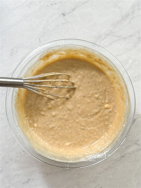 Best Ever Banana Bread With Cinnamon Crunch Bake With Zoha