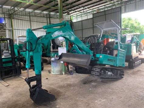 Yanmar Yb1200s สภาพดีเก่าญี่ปุ่น มีใบอินวอยไม่เคยใช้ในไทย ใช้น้อย 2000กว่าชั่วโมง เครื่องแรงดี