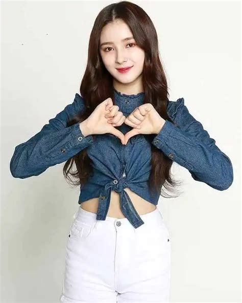 Nancy Momoland Age Love Life Money News Imdbstars
