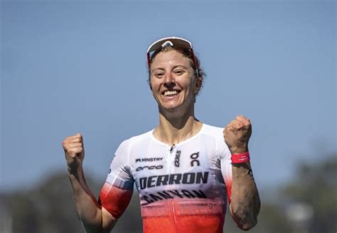 Julie Derron Gana Con Récord El Ironman Vitoria Gasteiz 2025