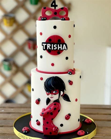 Pinterest Ladybug Cake