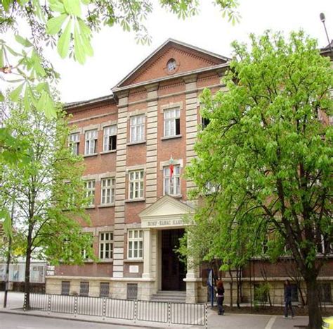 ИКОНОМИЧЕСКИ ТЕХНИКУМ РУСЕ випуск 2000 ПГИУ ЕЛИАС КАНЕТИ Home Facebook