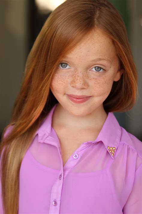Lily Maes Instagram Twitter And Facebook On Idcrawl