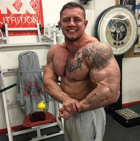 Skinny Banker Turns Into Ripped Bodybuilder Others