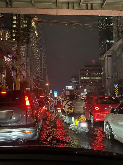 อ่วม ฝนตกหนัก กทม รังสิต ถนนจมน้ำทำรถติดสาหัส