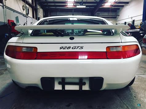 Porsche 928 Gts Rear View