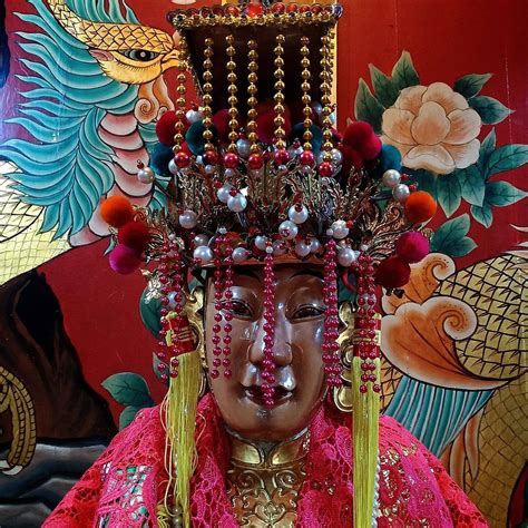 เจ้าแม่ทับทิมสะพานเหลือง